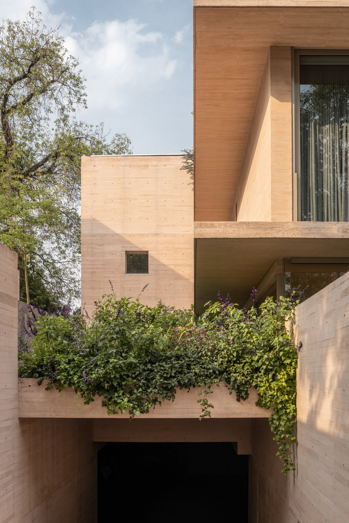 YinjiSpace - GOMA Taller de Arquitectura x Casa Moya